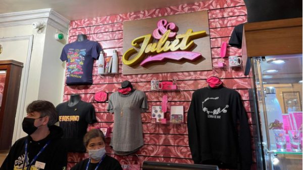 & Juliet Musical Review - Seating Advice, Merchandise & Overall Thoughts